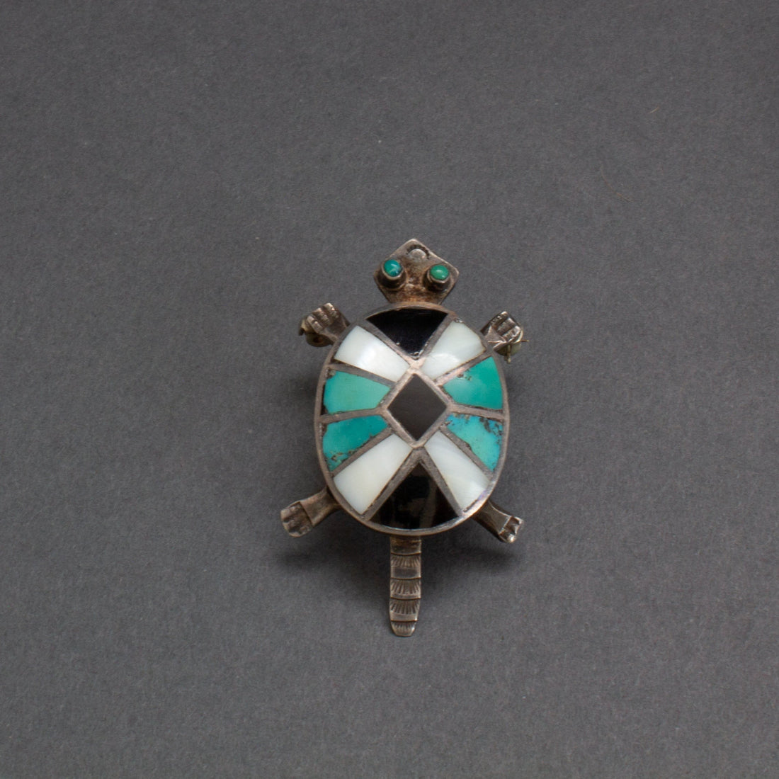 Vintage Zuni Channel Inlay Turtle Brooch – Turquoise & Tufa